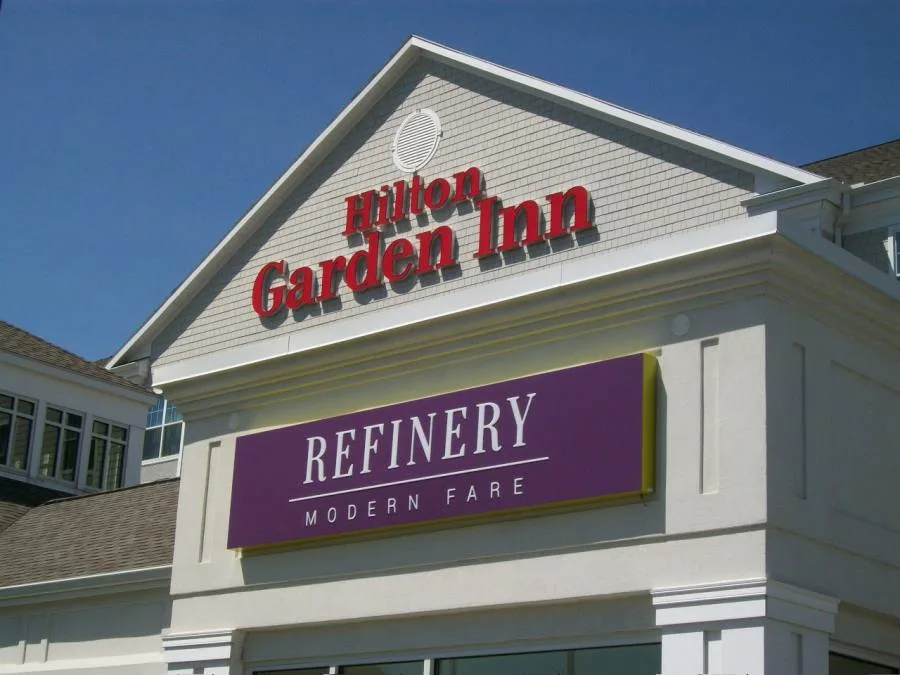 Refinery Modern Fare